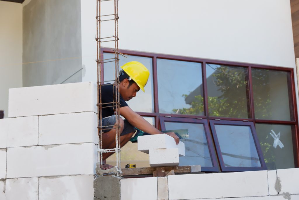 Ini Dia Cara Pasang Bata Ringan yang Baik dan Benar – Maccon | Bata ...